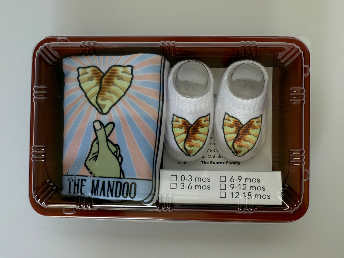 VIII The Mandoo Baby Bodysuit and Socks Set – Sub Dog Designs